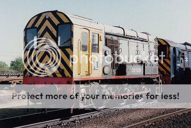 Railfreight red stripe class 08 - UK Prototype Questions - RMweb